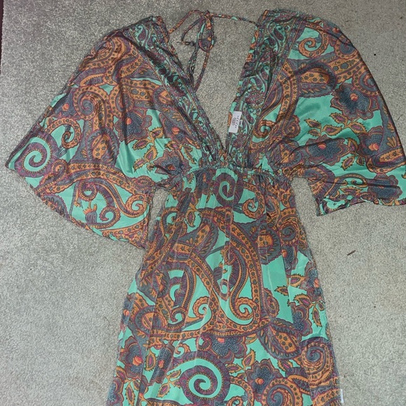 Ananda Design | Dresses | Ananda Ml Kimono Sleeves Maxi Dress Paisley ...